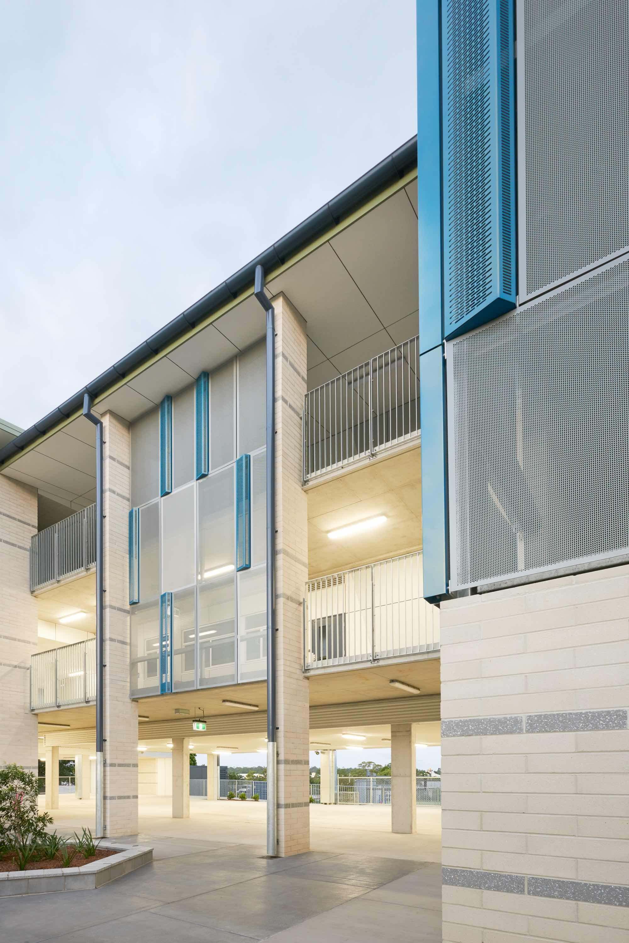 James Cubitt Architects - Centenary State High School 6FC Building